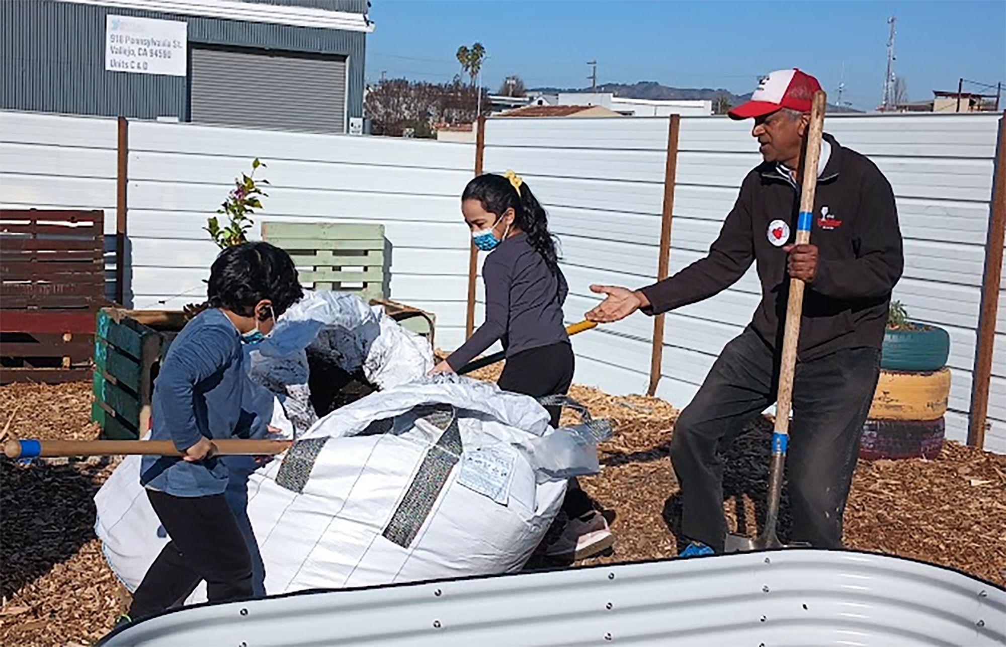 Faith Food Fridays unveils new Learning Community Garden for Vallejo