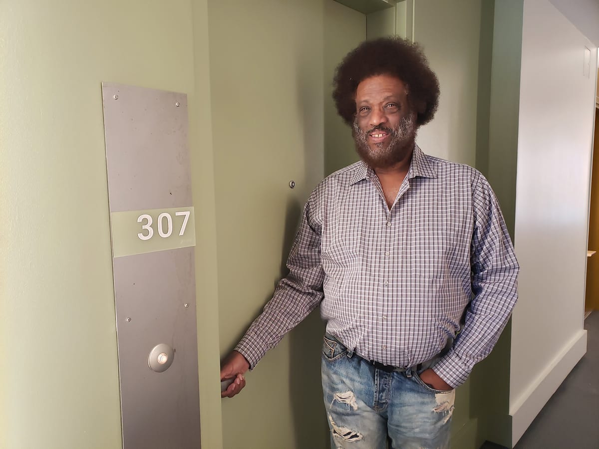 Residents move into Vallejo’s Blue Oak Landing housing project as some ...